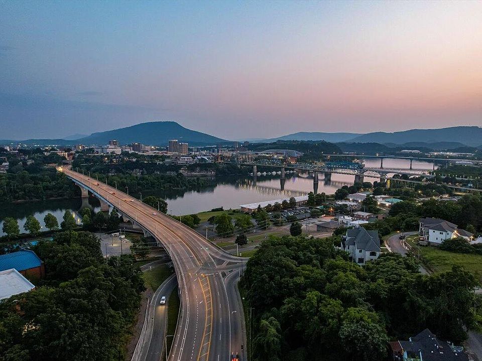 212 Baker St, Chattanooga, TN 37405 | MLS #1373935 | Zillow