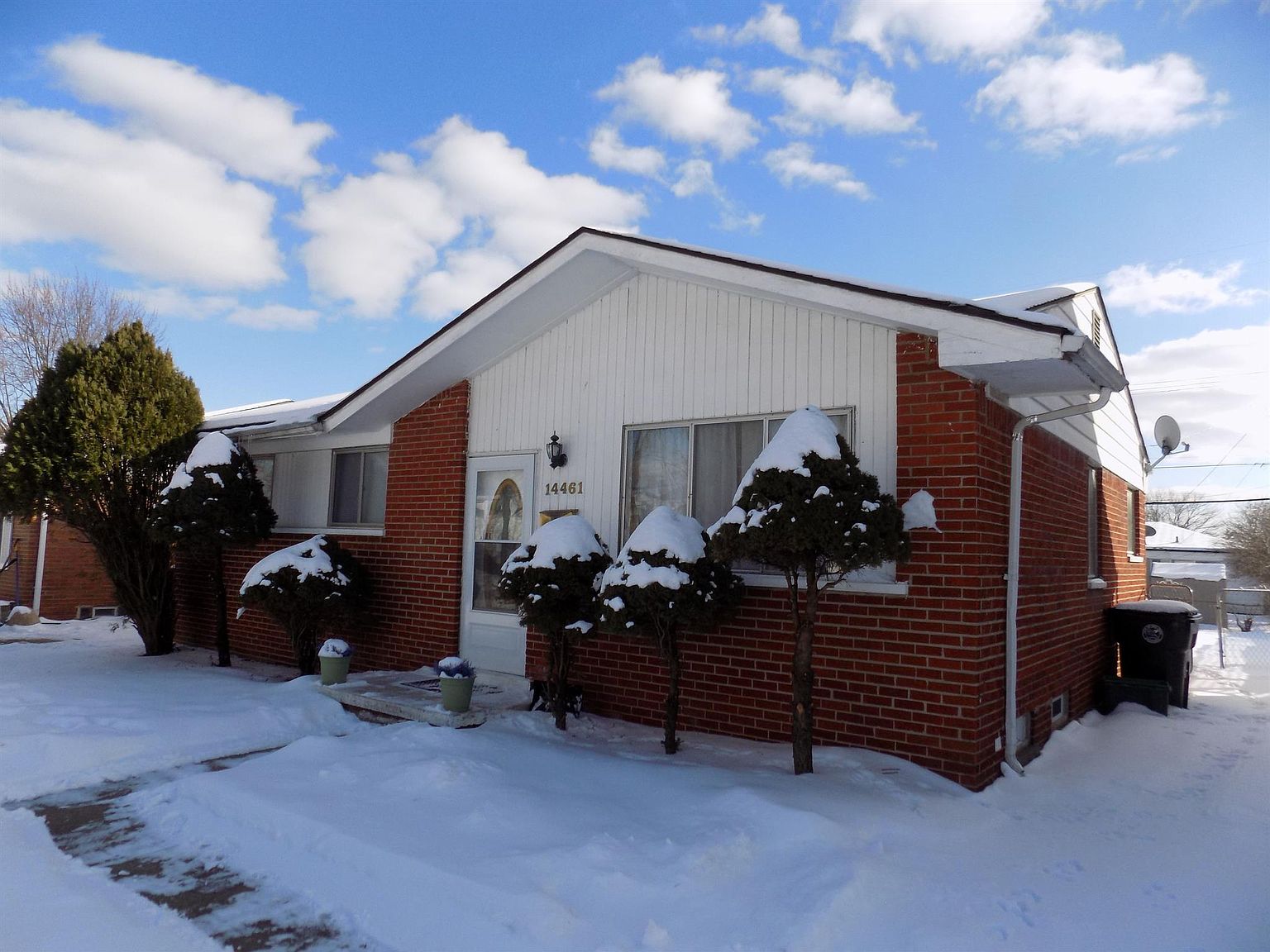 14461 Borgman St, Oak Park, MI 48237 | Zillow