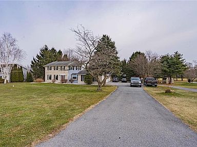 842 Blue Mountain Dr, Walnutport, PA 18088 | Zillow