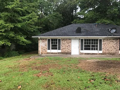 2085 Flowers Dr Jackson MS | Zillow