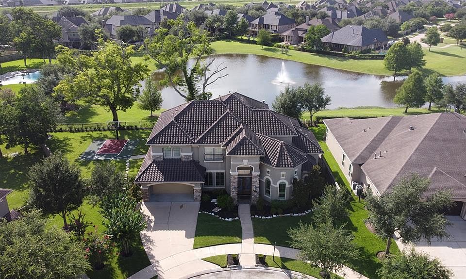 7007 Sentinel Fls, Missouri City, TX 77459 | MLS #84564094 | Zillow