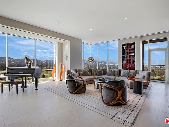 1200 Club View Dr PENTHOUSE 19, Los Angeles, CA 90024 | Zillow