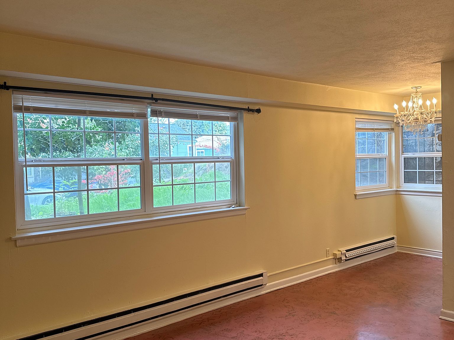 2700 E Yesler Way APT 6, Seattle, WA 98122 | Zillow