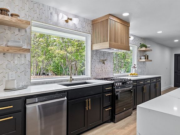 2515 Sweetbriar Dr, Dallas, TX 75228 | MLS #20464471 | Zillow