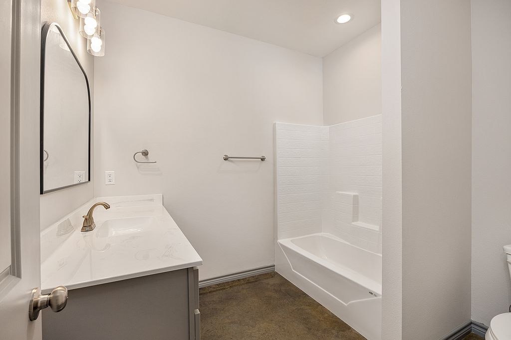 14ThePines - 13554 Farm To Market Rd Tyler TX (2 units available) | Zillow