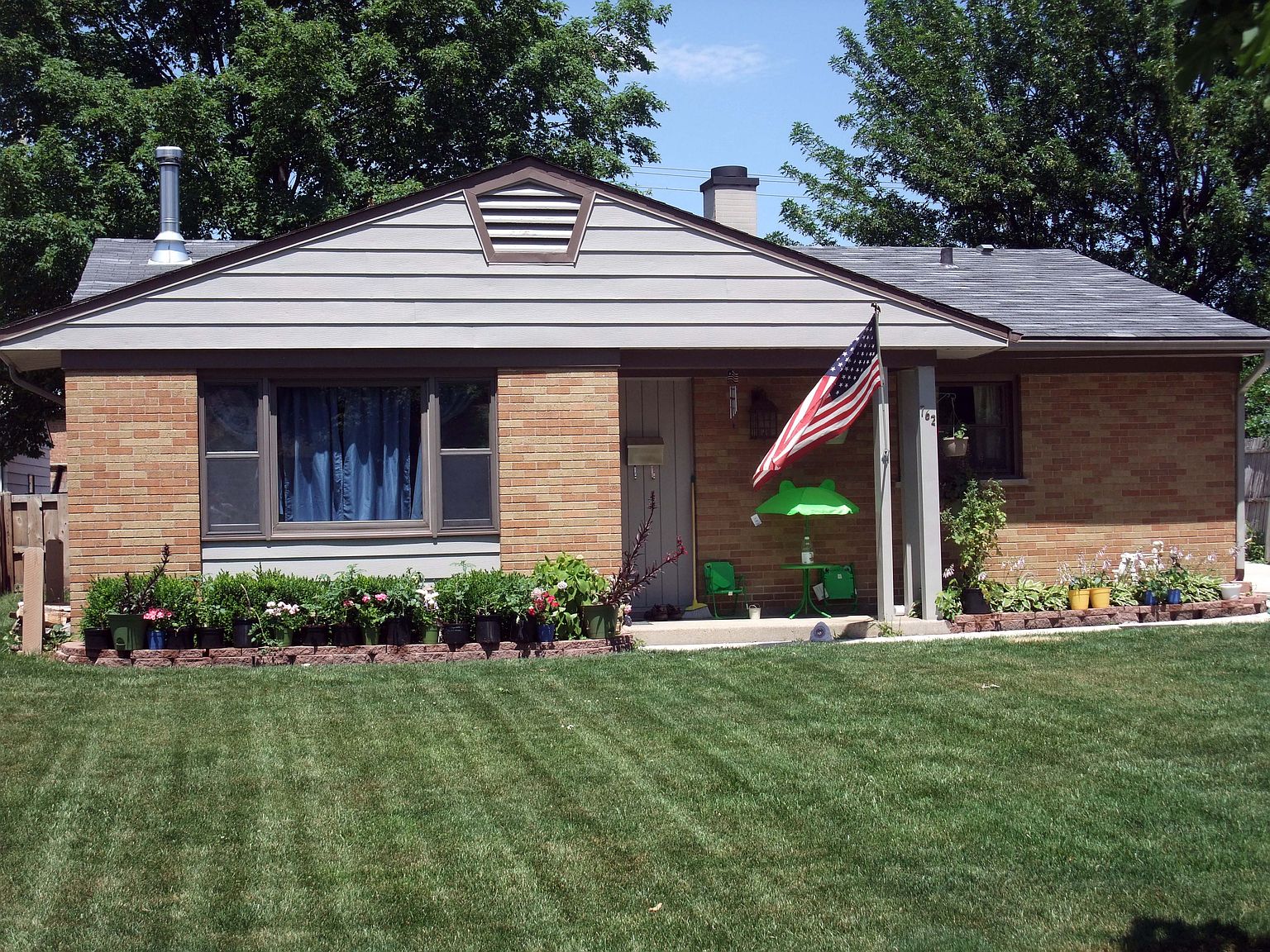 762 N Dennis Rd, Wheeling, IL 60090 | Zillow