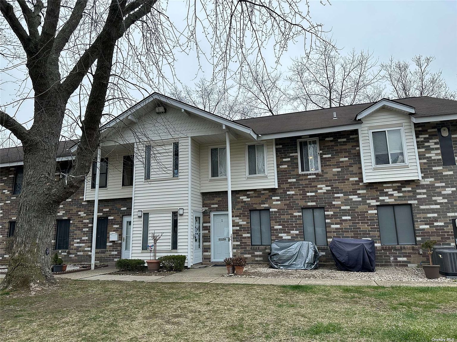 3 Denver Court UNIT D3/4, Coram, NY 11727 | MLS #3520153 | Zillow