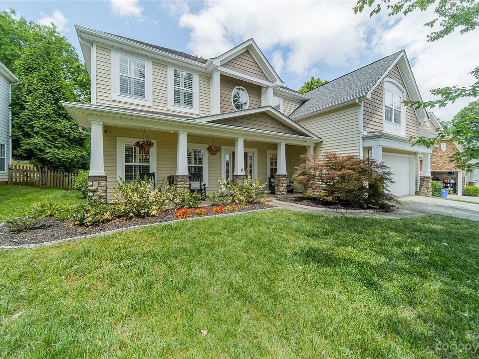 1526 Squirrel Lake Ct, Matthews, NC 28105 | Zillow