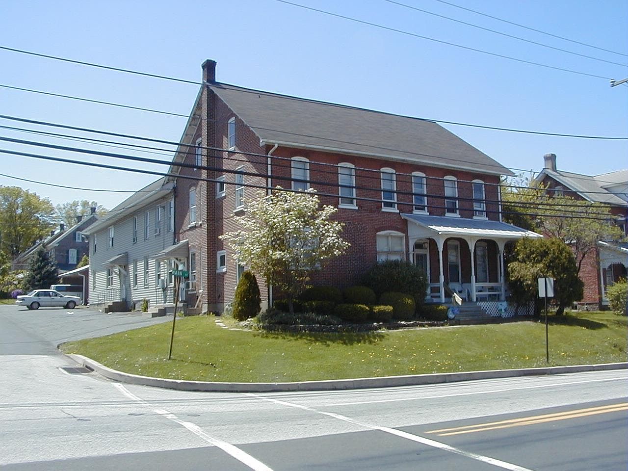 305 W Broad St #3, Souderton, PA 18964 | Zillow