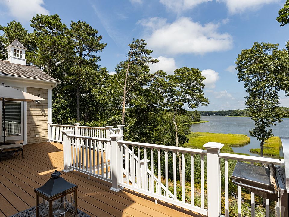 55 Shoestring Bay Rd, Mashpee, MA 02649 | MLS #22204659 | Zillow