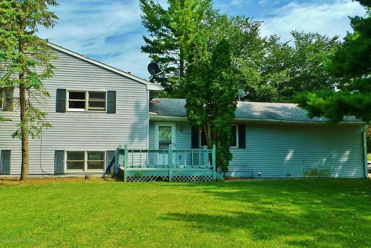 974 Hogsback Rd, Mason, MI 48854 | Zillow