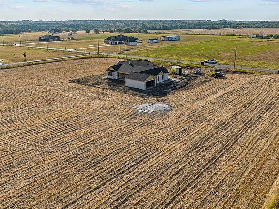 1224 Durham Ln #1, Cleburne, TX 76033 | MLS #20514313 | Zillow