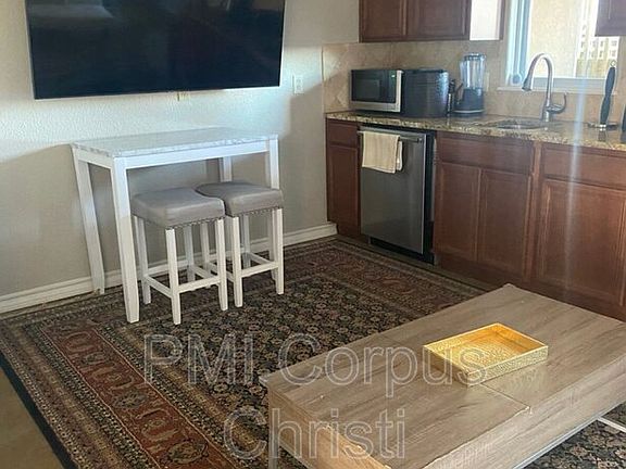 14334 Cruiser St APT 202B, Corpus Christi, TX 78418 | Zillow