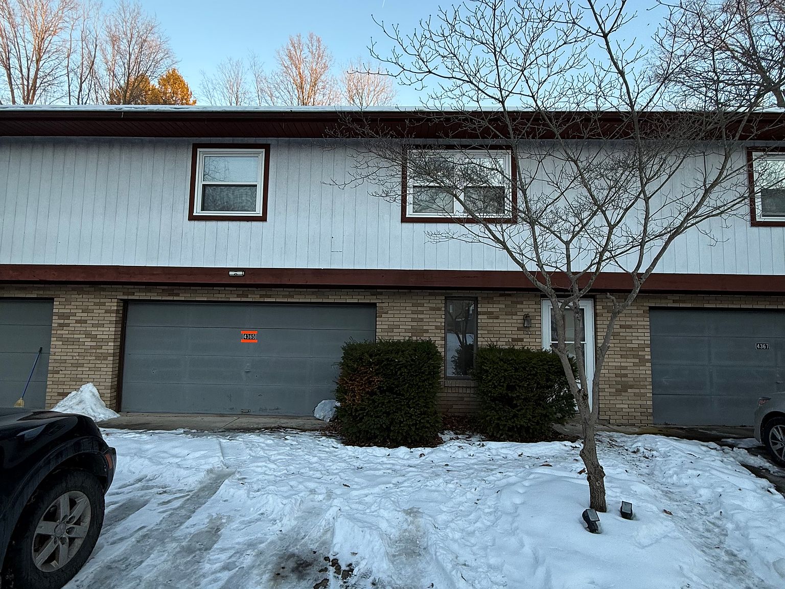 4363-4367 S Main St #4363, Akron, OH 44319 | Zillow