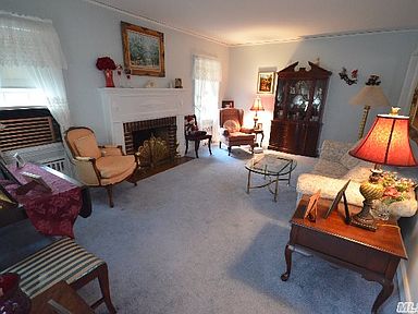 21 Flint Rd, East Rockaway, NY 11518 | Zillow