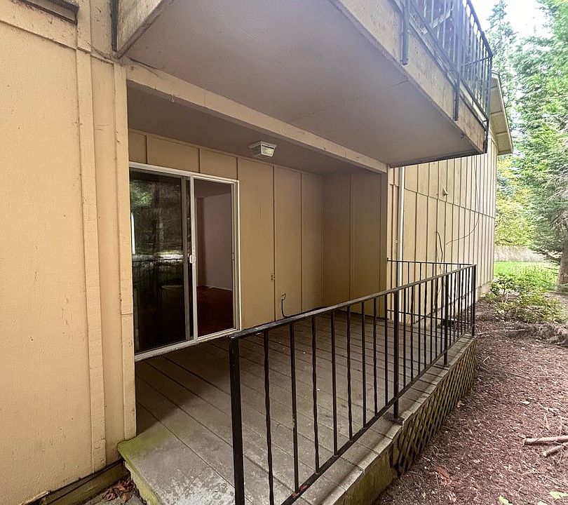 Sunset Terrace Apartments LLC - 3707 Sunset Way Longview WA | Zillow