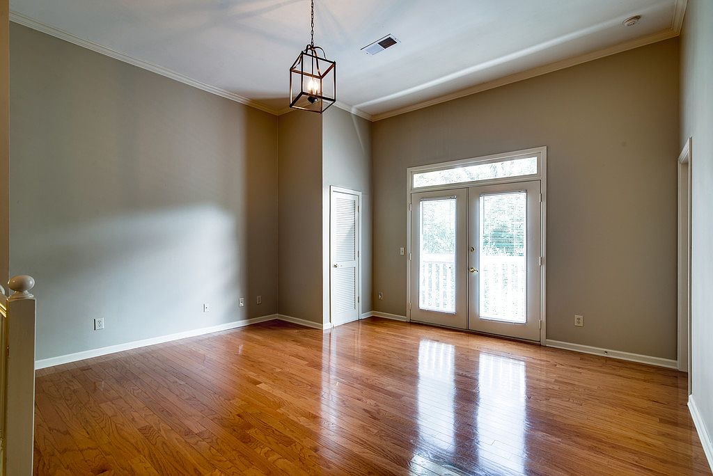 2023 Stokes Ln, Nashville, TN 37215 | Zillow