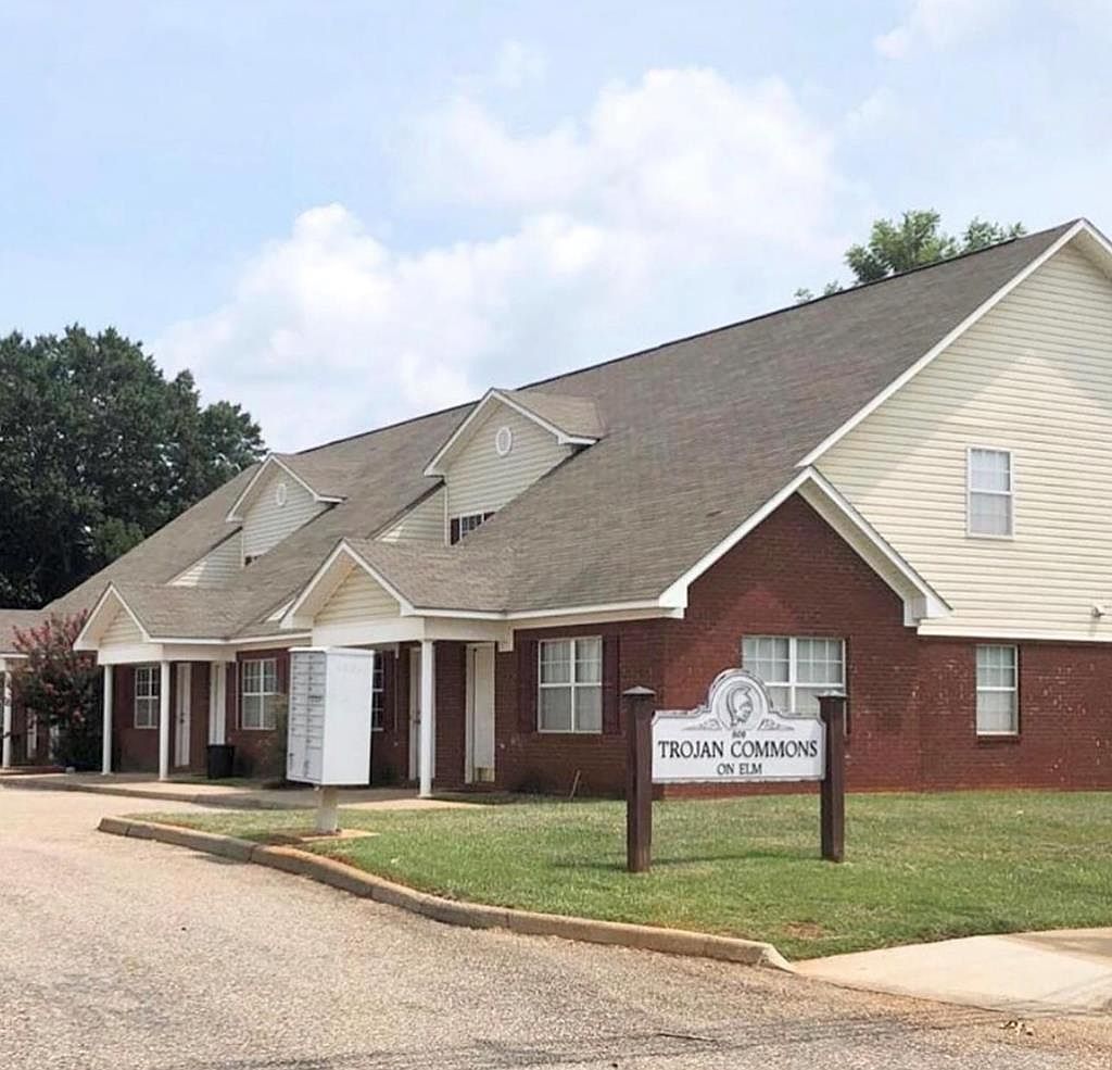 608 Elm St #C4, Troy, AL 36081 | MLS #25459 | Zillow