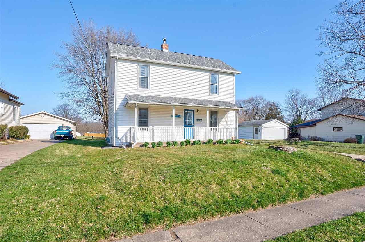 125 Kindler Ave, Muscatine, IA 52761 | Zillow