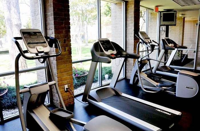 2424 S Voss Rd, Houston, TX 77057 | Zillow