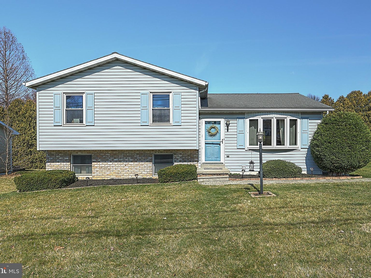 255 Clover Ln, Hanover, PA 17331 | Zillow