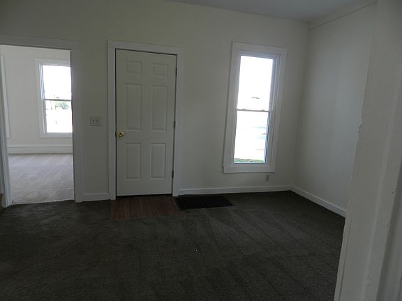 16 Mill St, Newark, OH 43055 | Zillow