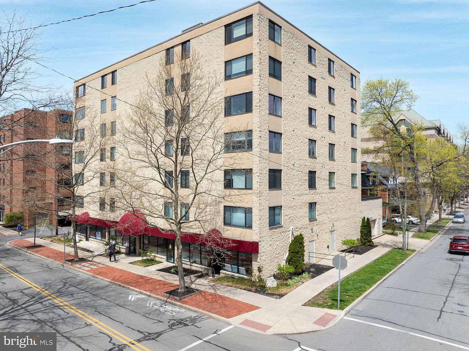 333 S Allen St APT 302, State College, PA 16801 | Zillow