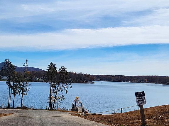 11 Dillards Hill Rd, Union Hall, VA 24176 | MLS #903289 | Zillow