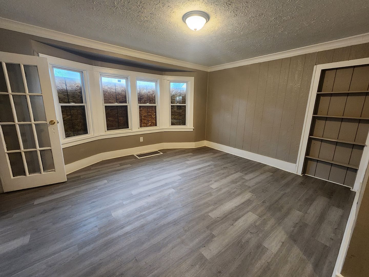 8 Aurora St, Rochester, NY 14621 | Zillow