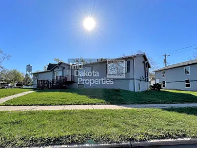 622/624 N Langdon - 624 N Langdon St Mitchell SD | Zillow