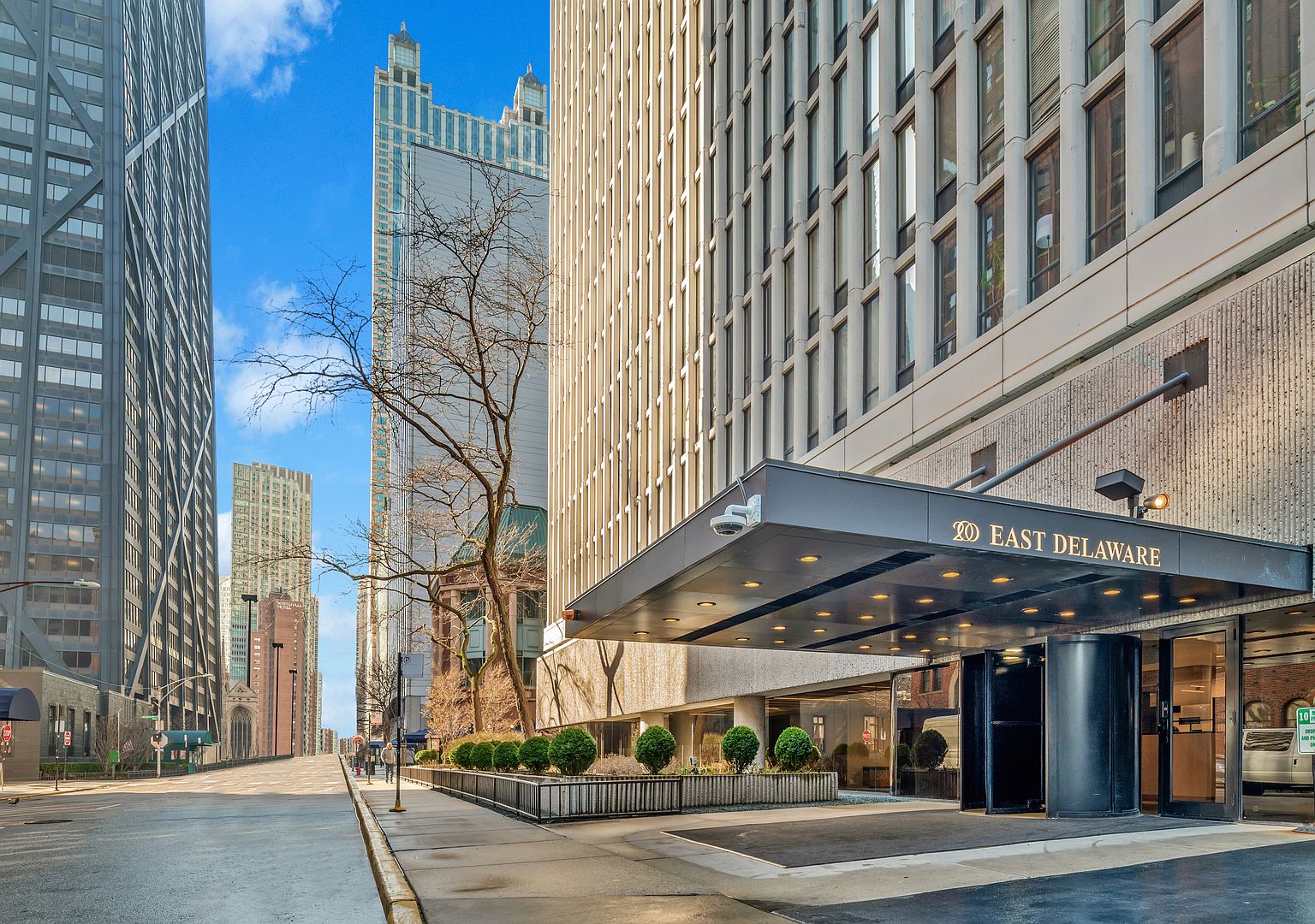 200 E Delaware Pl APT 11C, Chicago, IL 60611 | Zillow