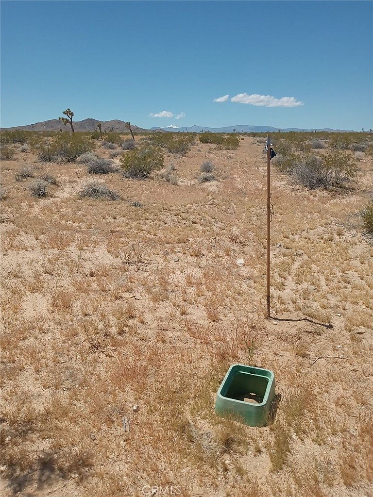 408 Stable Rd #69, Landers, CA 92285 | MLS #HD24076715 | Zillow