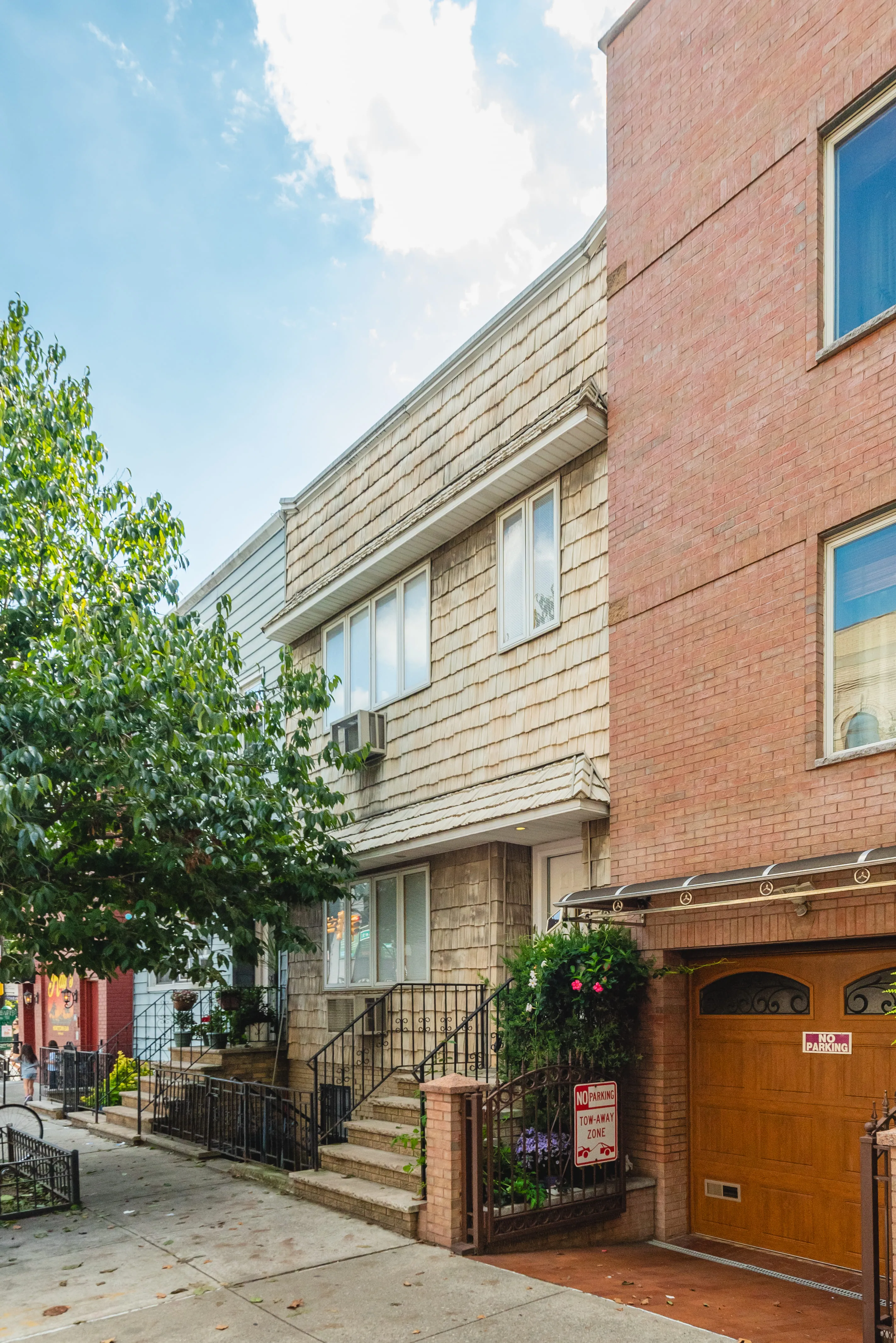 909 Lorimer Street MULTIFAMILY in Greenpoint, Brooklyn | StreetEasy