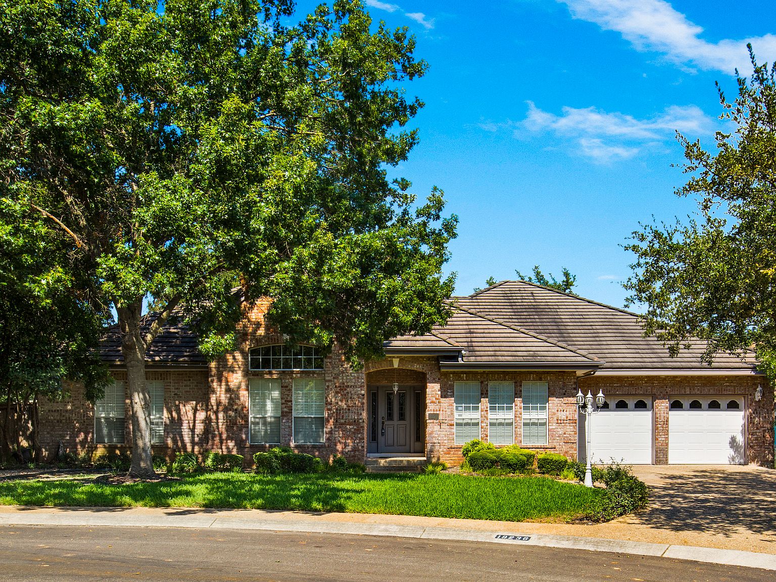 19236 Reata Trl, San Antonio, TX 78258 | Zillow