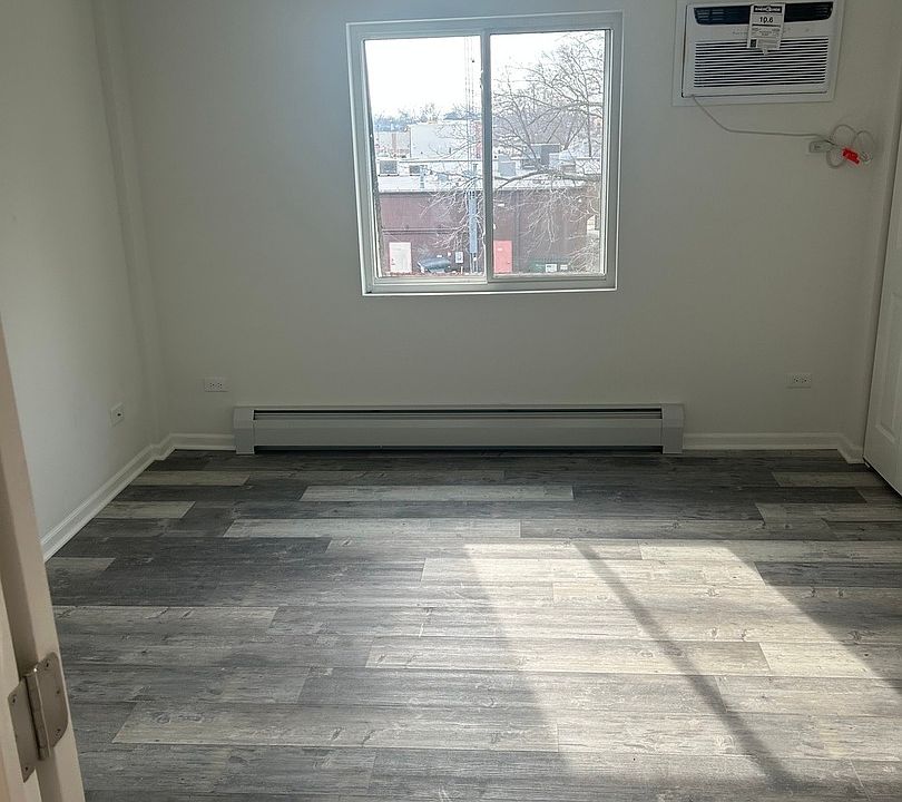 15B E Dundee Quarter Dr UNIT 301, Palatine, IL 60074 | Zillow