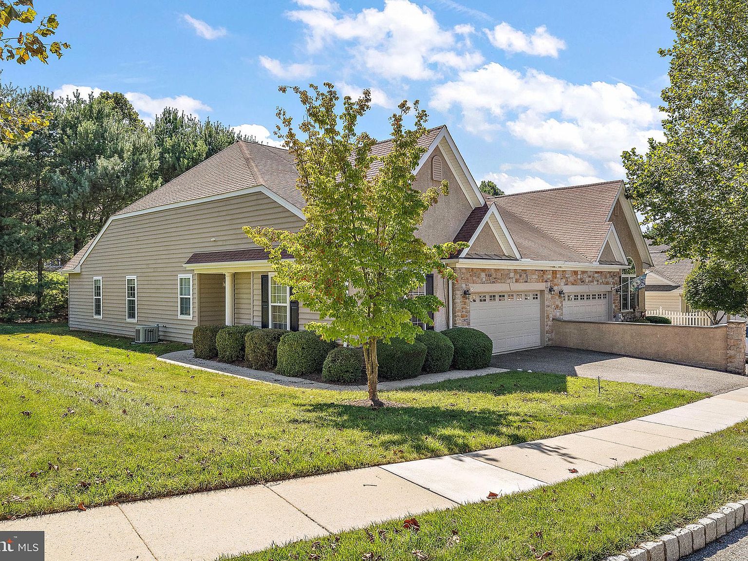 600 Strawbridge Ln, West Grove, PA 19390 | MLS #PACT2052508 | Zillow