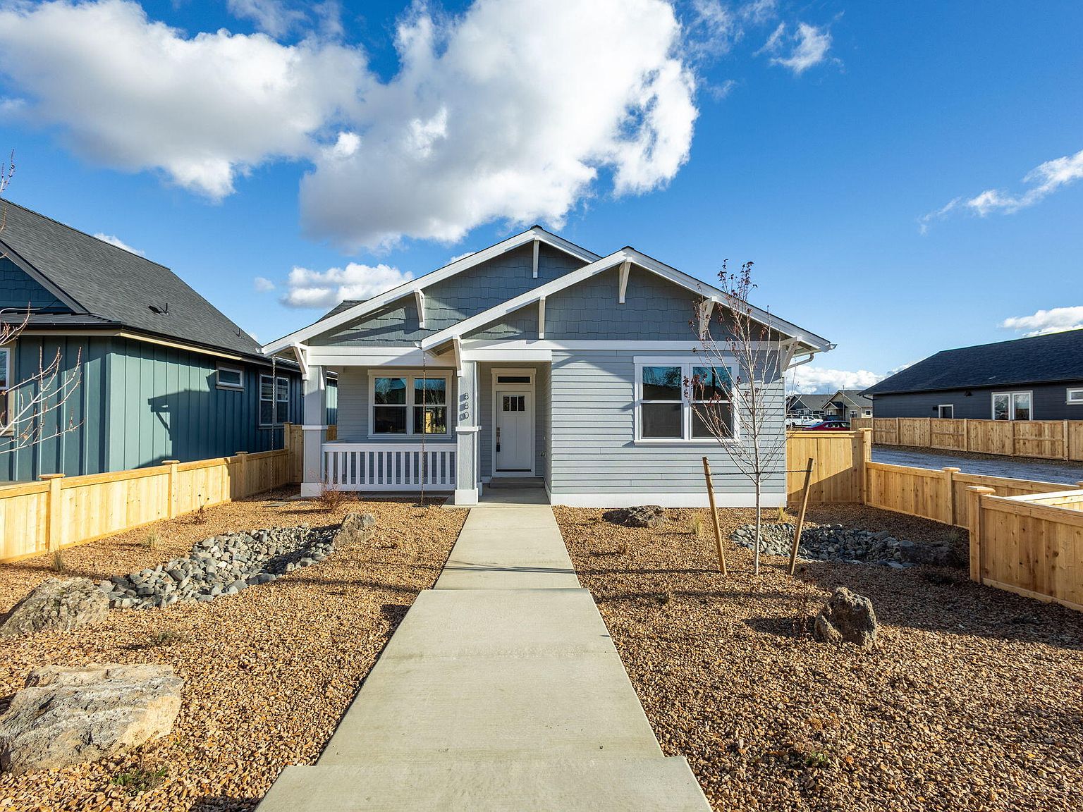 880 NW 19th St, Redmond, OR 97756 | Zillow
