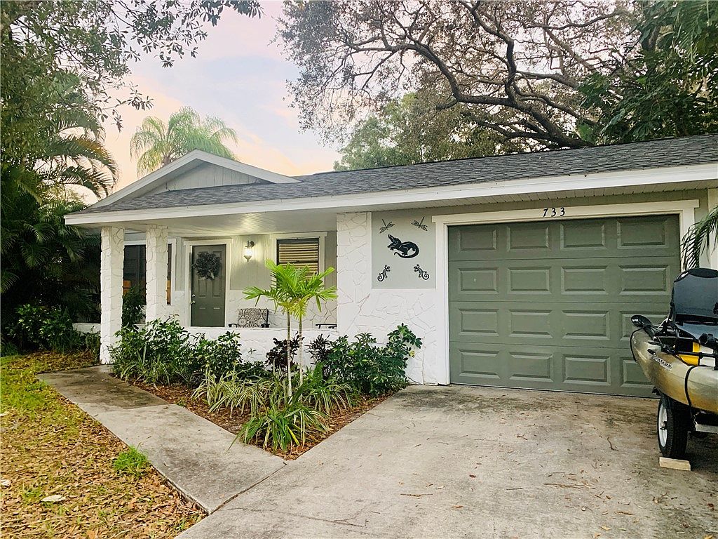 733 Beard Ave, Sebastian, FL 32958 | MLS #272076 | Zillow