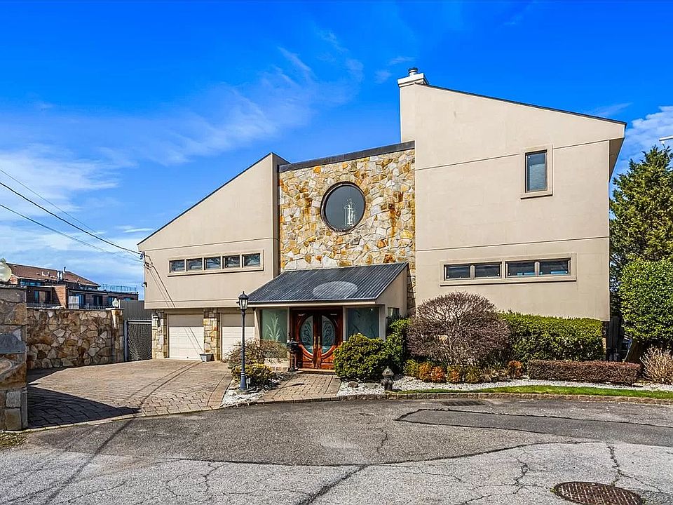 154-43 Riverside Dr, Whitestone, NY 11357 | Zillow