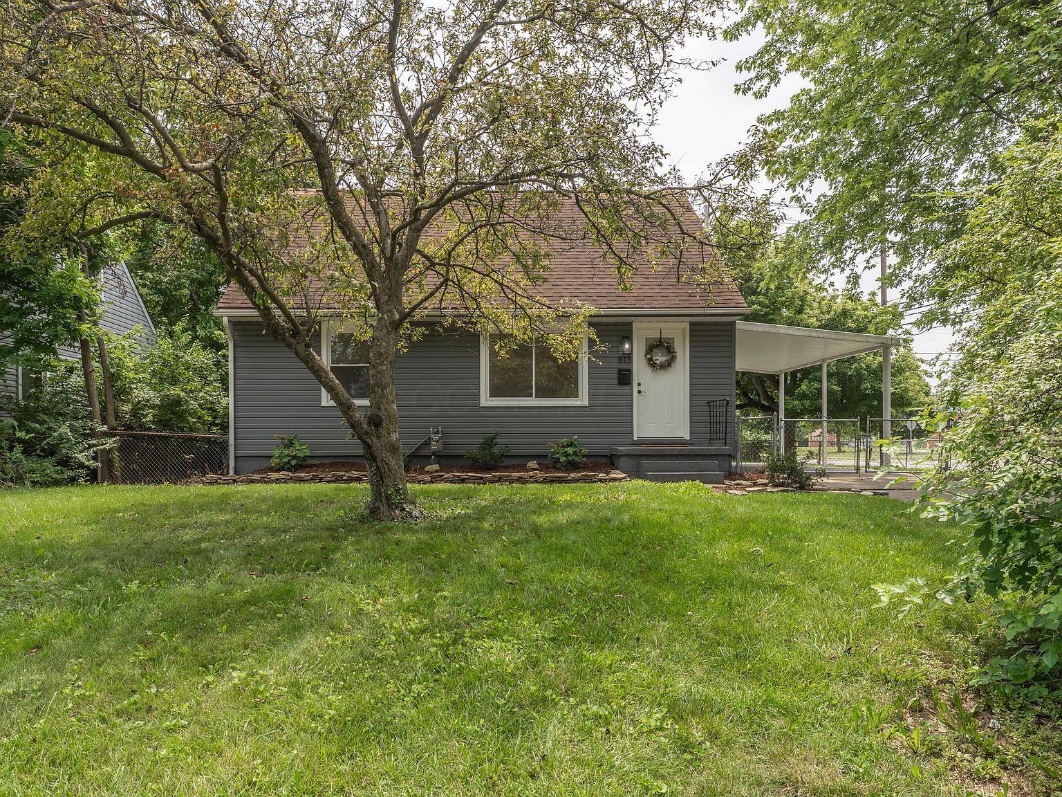813 Wainwright Dr, Columbus, OH 43224 | Zillow
