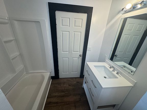 2335 Main St #2C, Buffalo, NY 14214 | Zillow