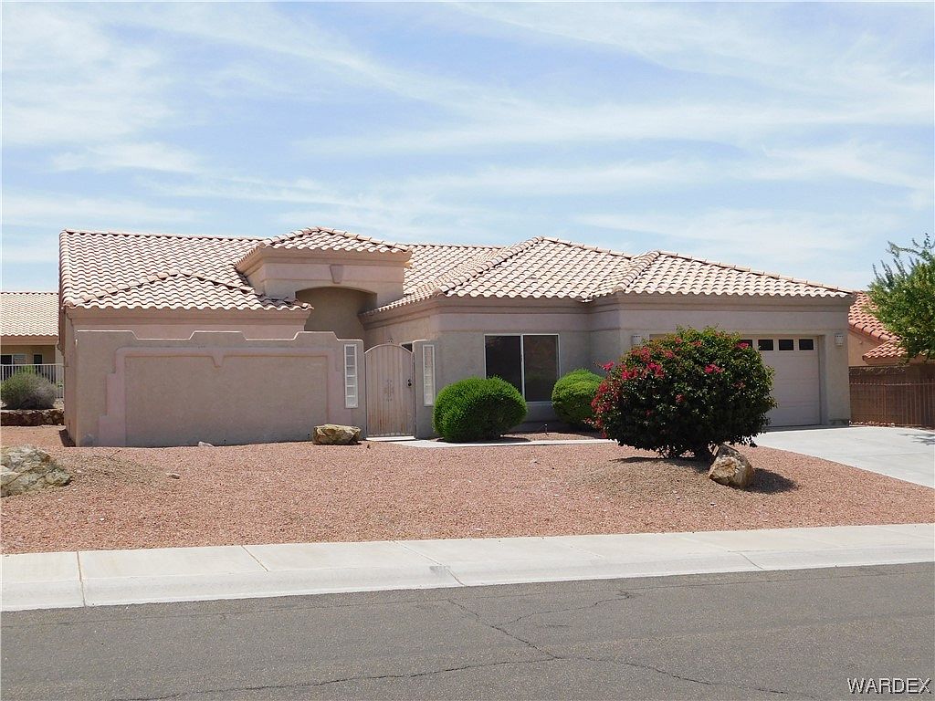2350 Half Moon Way, Bullhead City, AZ 86442 | Zillow