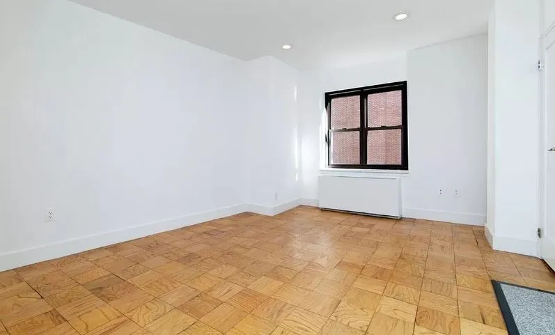 213 East 37th Street #4J in Murray Hill, Manhattan | StreetEasy