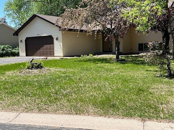 8644 Brant St NE, Blaine, MN 55014 | Zillow