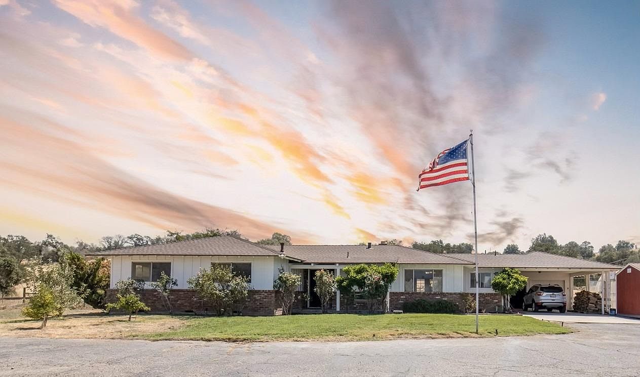 15235 Morgan Canyon Rd, Prather, CA 93651 | Zillow