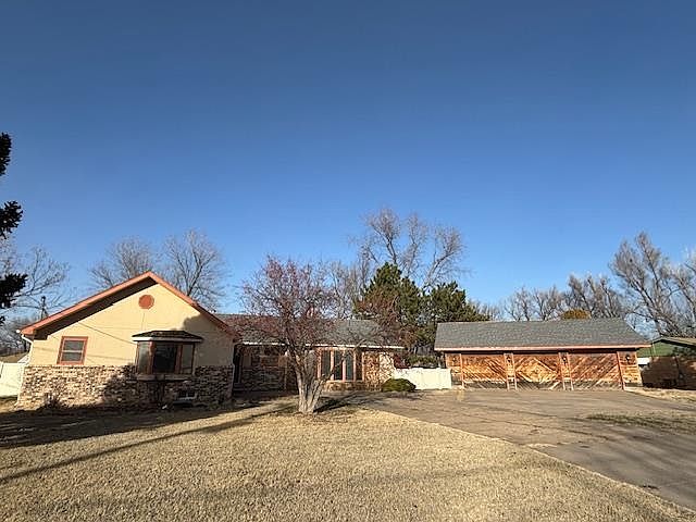 420 W 3rd St, Kinsley, KS 67547 | Zillow
