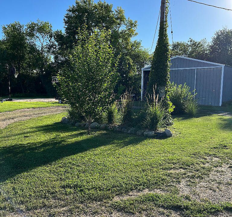 15560 102nd St NE, Pembina, ND 58271 | Zillow
