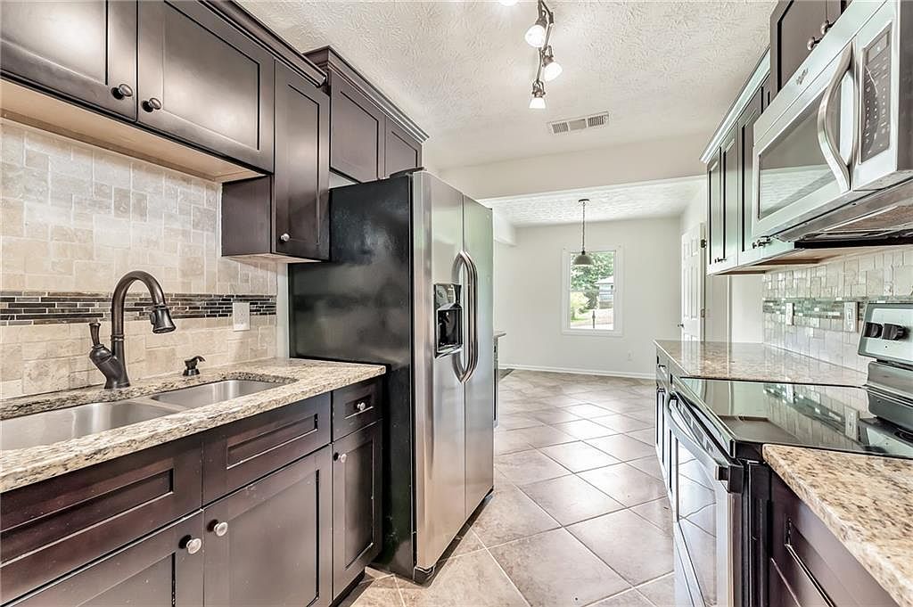 2106 East Dr, Decatur, GA 30032 | Zillow