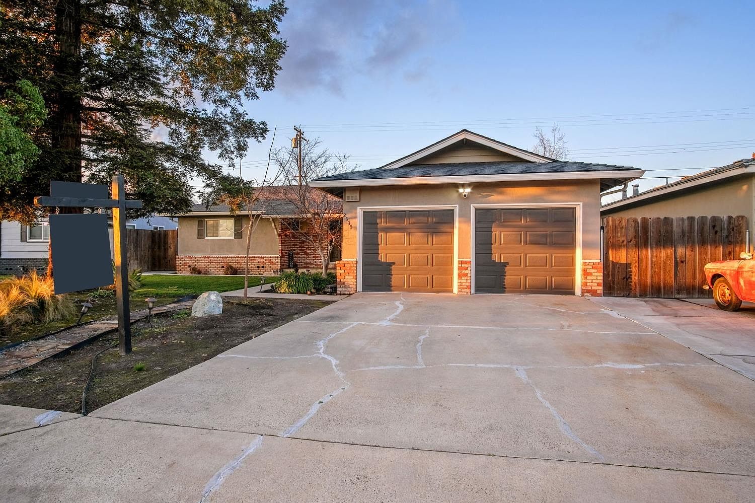 2335 E Marshall St, Turlock, CA 95380 | Zillow