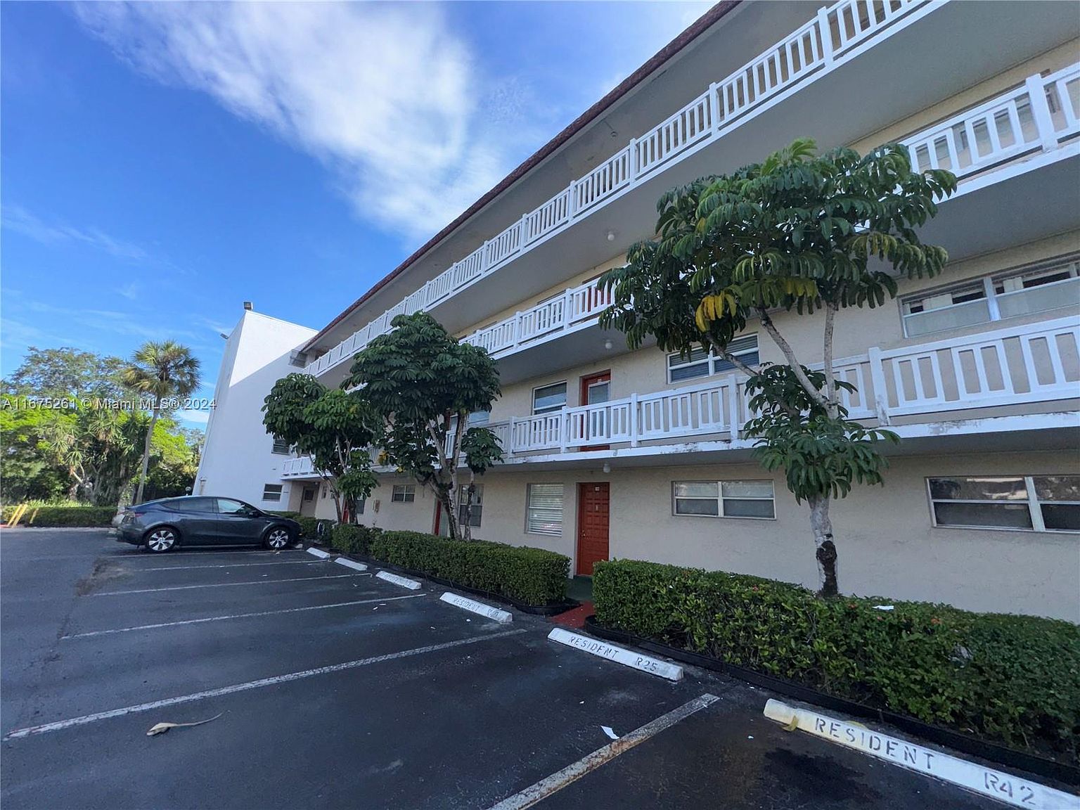 3776 Inverrary Blvd APT 207R, Lauderhill, FL 33319 | MLS #A11675261 ...